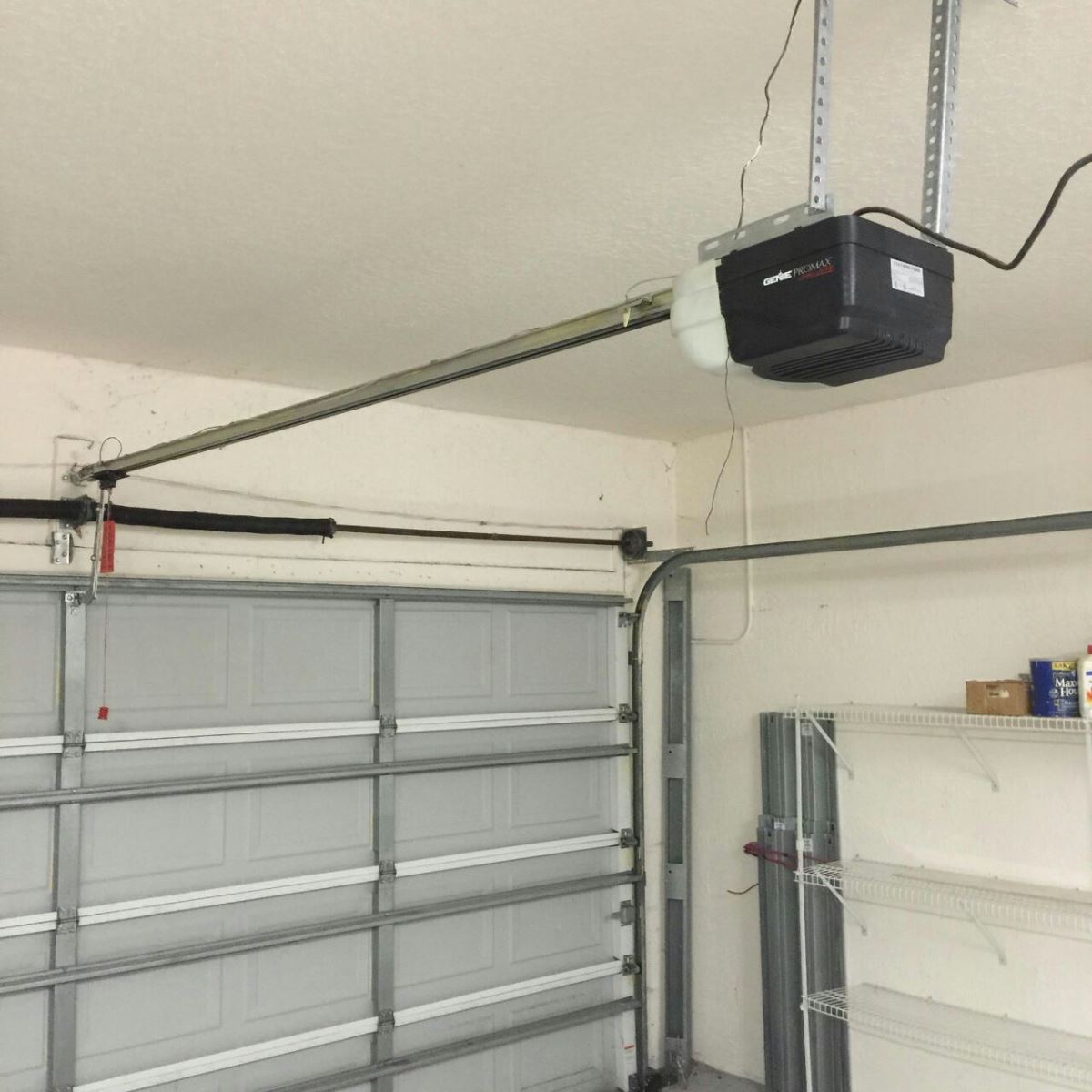 Screw Drive Garage Door Opener - Garage Door Repair Hyde Park, FL Screw Drive Garage Door Opener - Garage Door Repair Hyde Park, FL